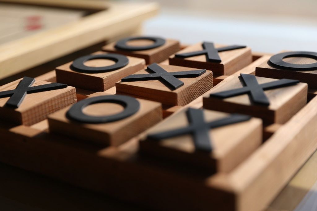 Règles, histoire et variantes du Tic-Tac-Toe (jeu du morpion)